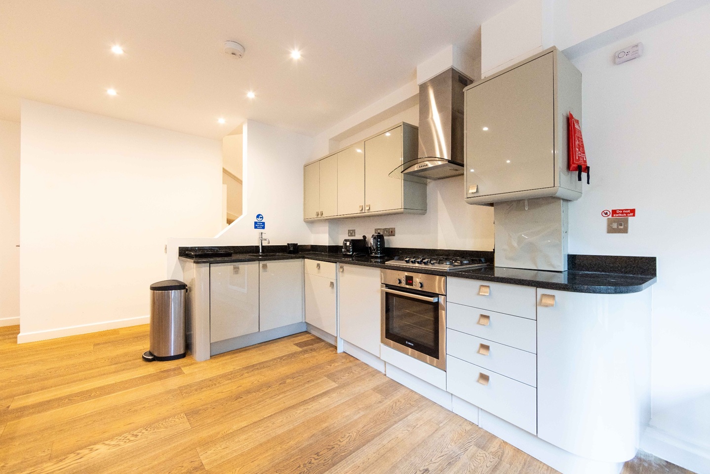 Oxford - 2 Bed Flat, Wharf House, OX1 - To Rent Now for £2,400.00 p/m