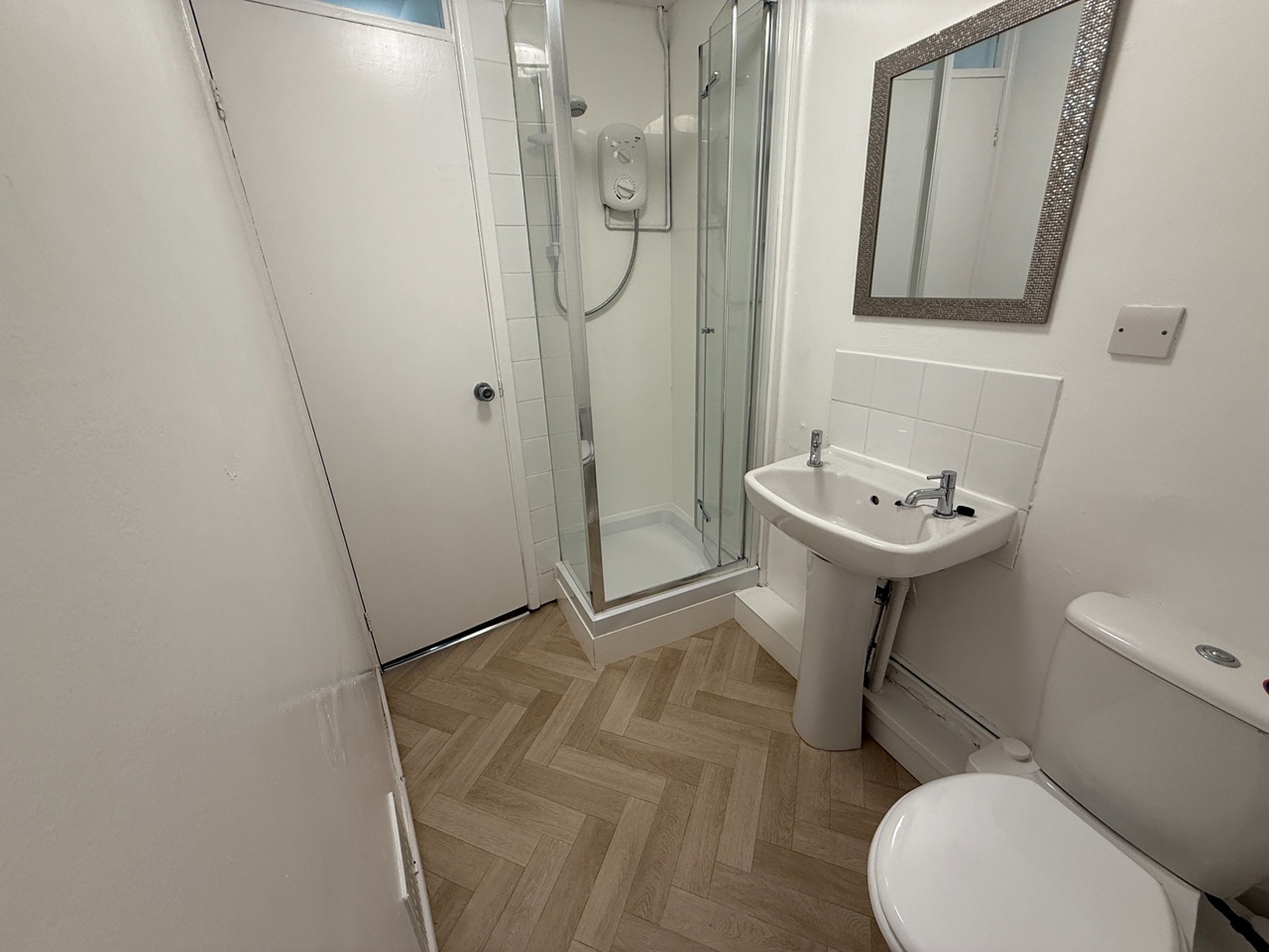 Mutley, Plymouth - 1 Bed Flat, Alexandra Road, PL4 - To Rent Now for £ ...