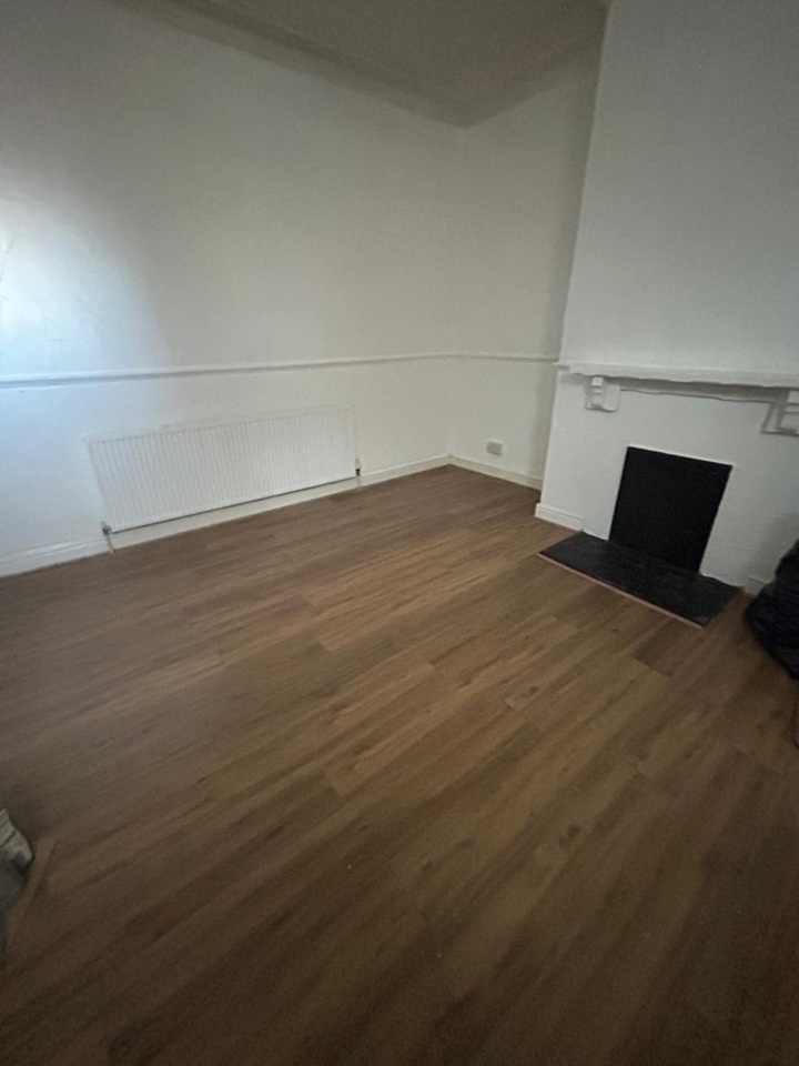Leeds - 2 Bed Terraced House, Temple View Terrace, LS9 - To Rent Now for £800.00 p/m