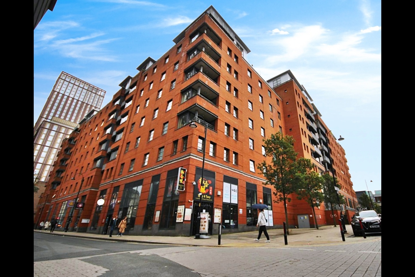 Manchester - 2 Bed Flat, The Quadrangle, M1 - To Rent Now for £1,500.00 p/m