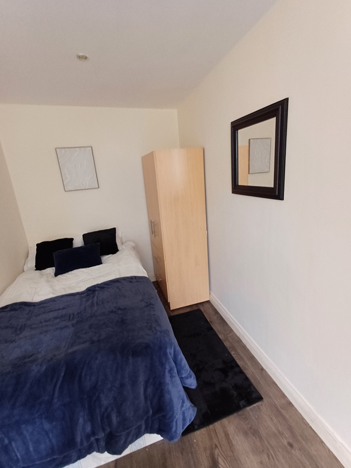 Bexleyheath - 1 Bed Flat, Parkside Avenue, DA7 - To Rent Now for £1,049 ...