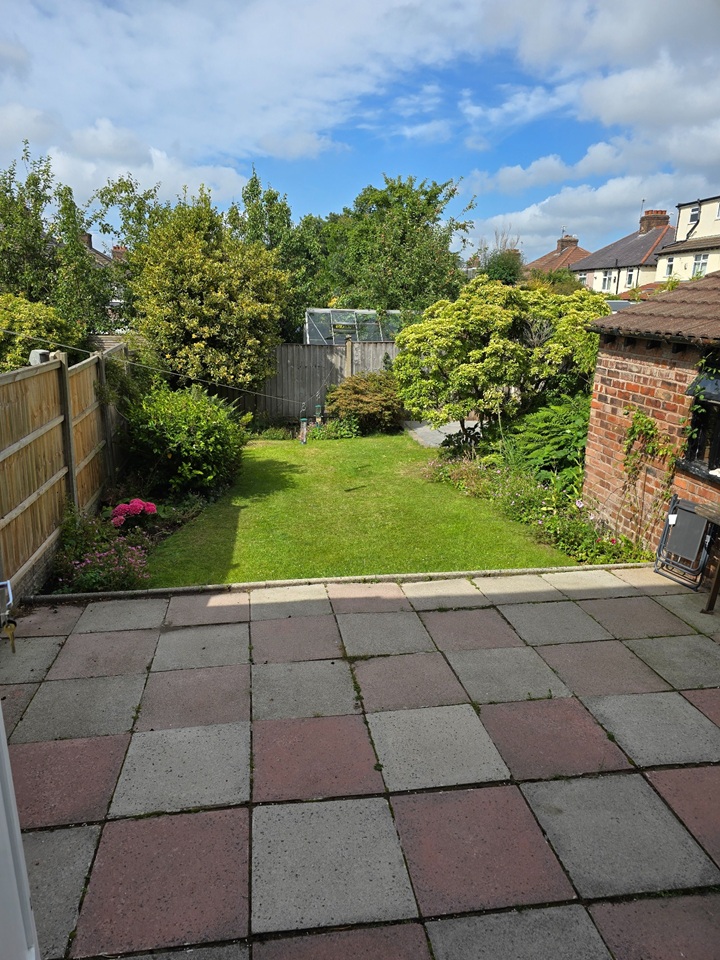 Liverpool - Room in a Shared House, Irene Road, L16 - To Rent Now for £ ...
