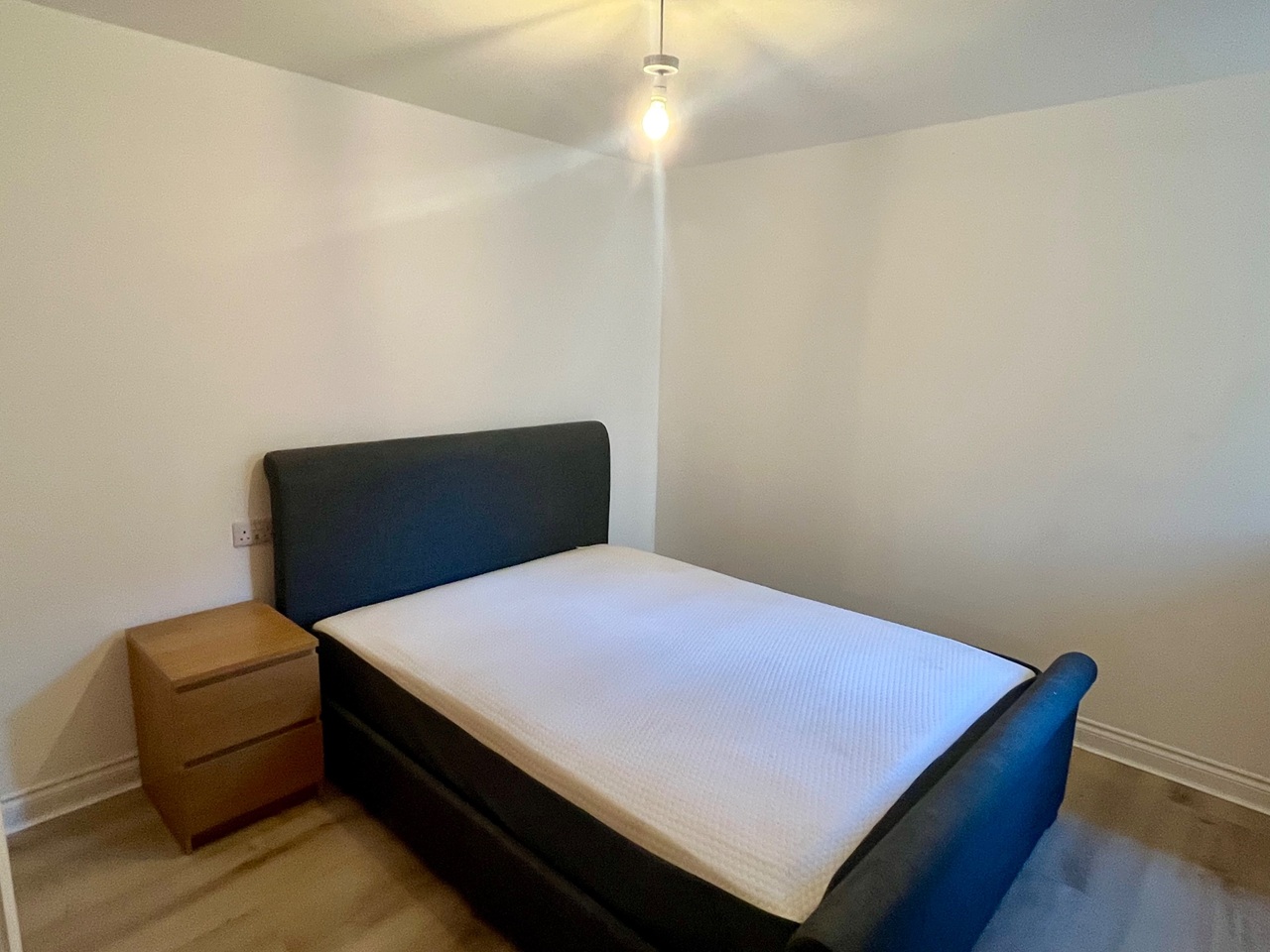 Edinburgh - 2 Bed Flat, Springfield Street, EH6 - To Rent Now for £ ...