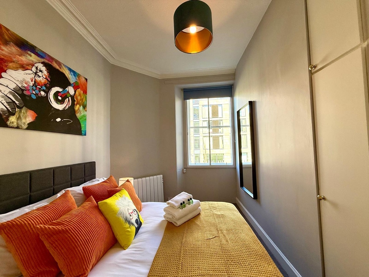 Edinburgh - 1 Bed Flat, St Leonard's Street, EH8 - To Rent Now for £ ...