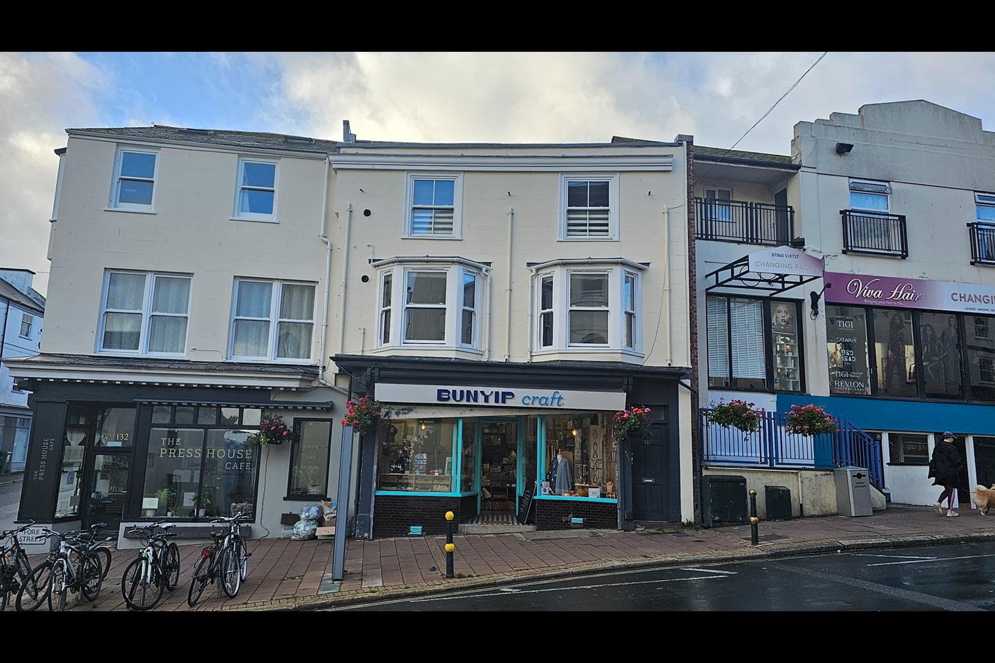 Exeter, Devon - 2 Bed Flat, Fore Street, EX4 - To Rent Now for £1,000. ...