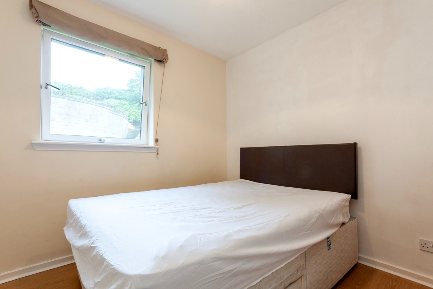Aberdeen - 3 Bed Flat, Virginia Street, AB11 - To Rent Now for £795.00 p/m