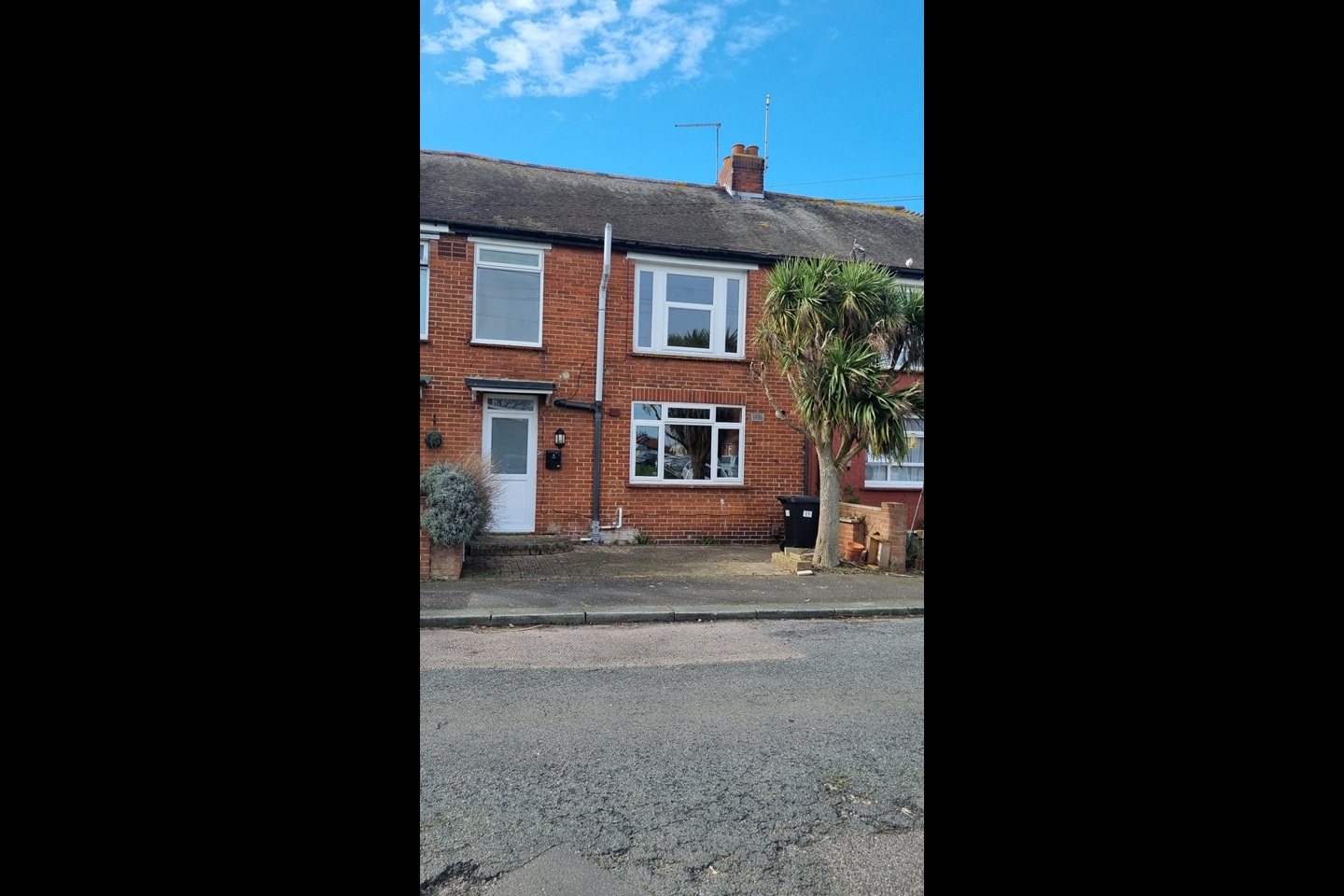 Gillingham - 4 Bed Terraced House, Forge Lane, ME7 - To Rent Now for £ ...