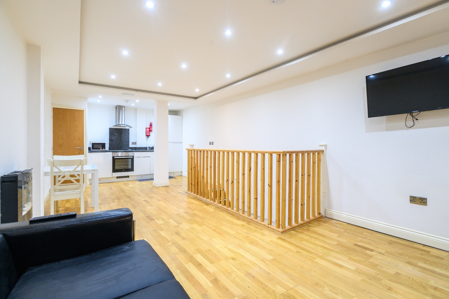 Newcastle Upon Tyne - Studio Flat, Falconars Court, NE1 - To Rent Now ...