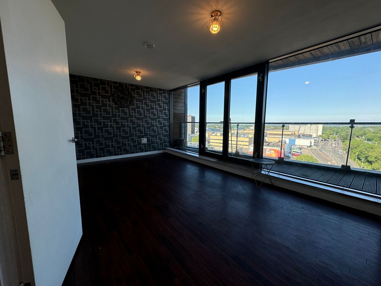 Basildon , Essex - 2 Bed Flat, The Icon Southernhay, SS14 - To Rent Now ...