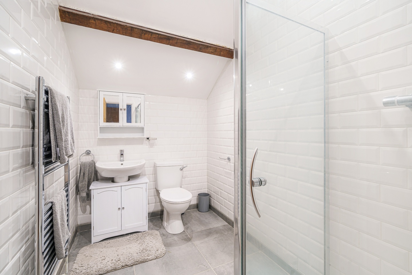 Sidmouth - 2 Bed Semi-Detached House, Old Fore Street, EX10 - To Rent Now for £1,400.00 p/m