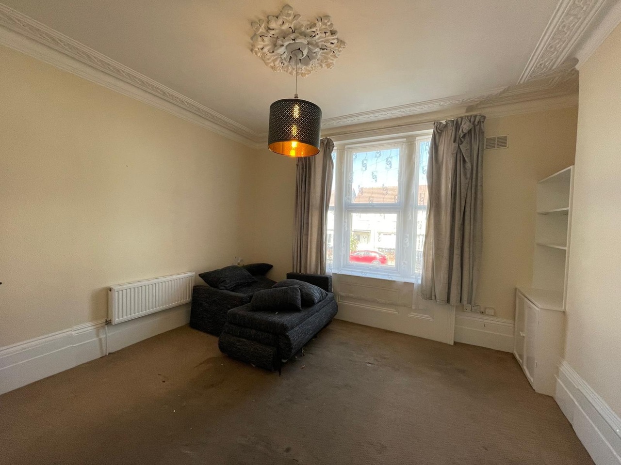 Croydon - 1 Bed Flat, Windmill Road, CR0 - To Rent Now for £1,350.00 p/m