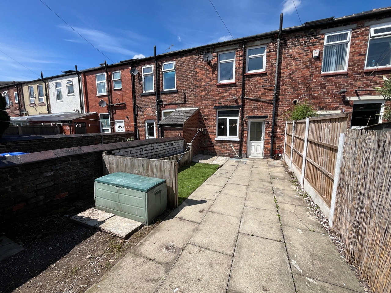 Middleton, Manchester - 2 Bed Terraced House, Thornley Street, M24 - To ...