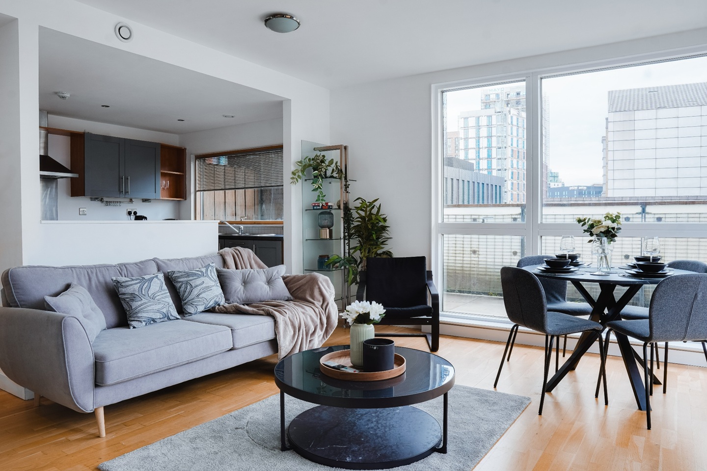 Manchester - 2 Bed Flat, Beaumont Building, M3 - To Rent Now for £3,500 ...