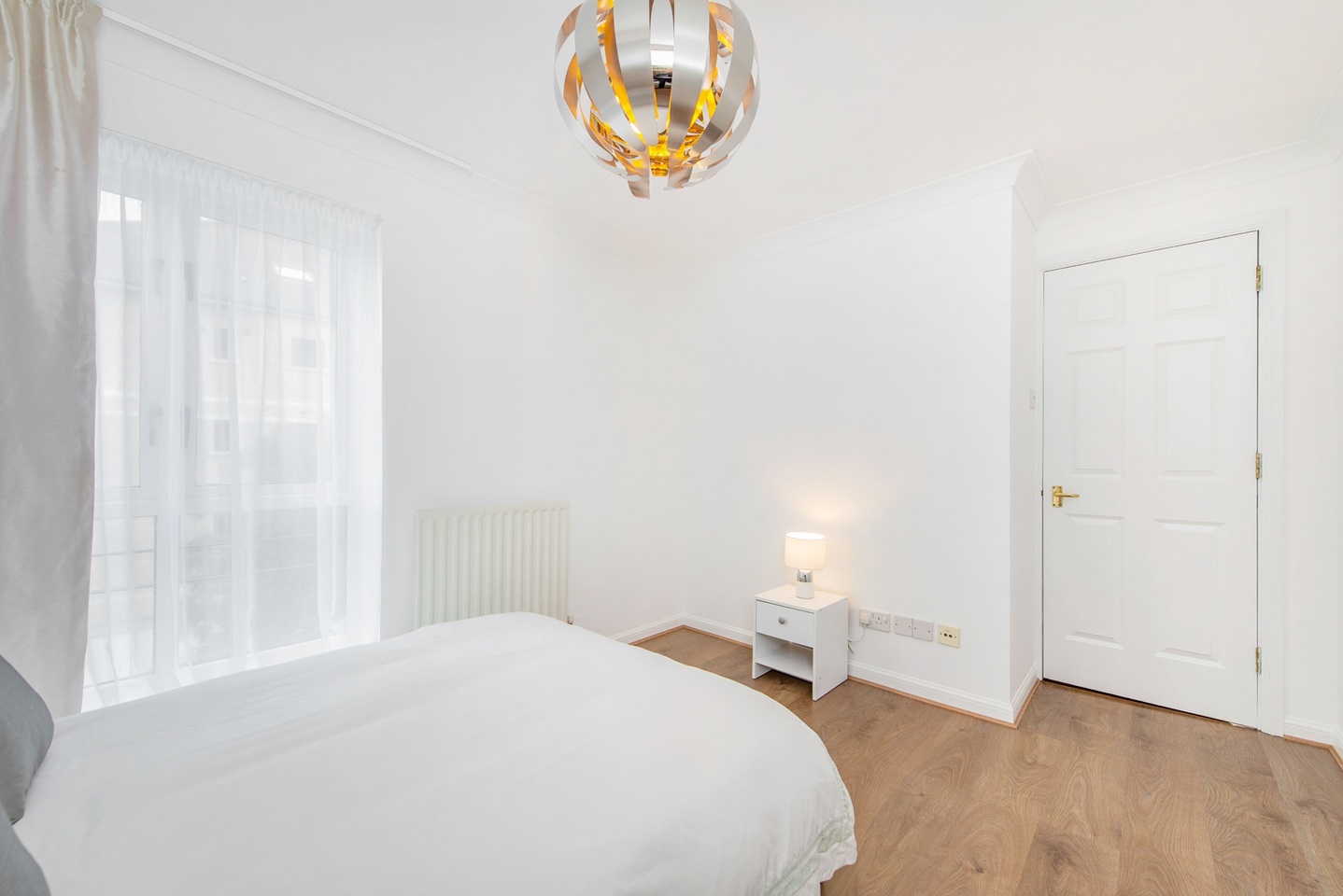 London - 2 Bed Flat, Cleves House, E16 - To Rent Now for £1,900.00 p/m