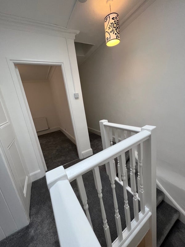 London - Room in a Shared Flat, Strutton Ground, SW1P - To Rent Now for ...