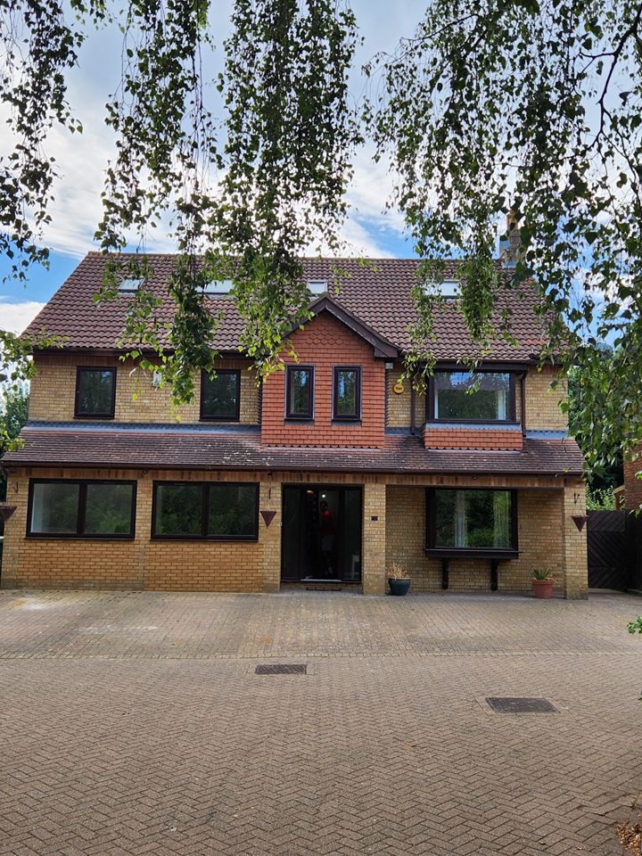 Milton Keynes, Buckinghamshire - Studio Flat, Shenley Lodge, MK5 - To ...