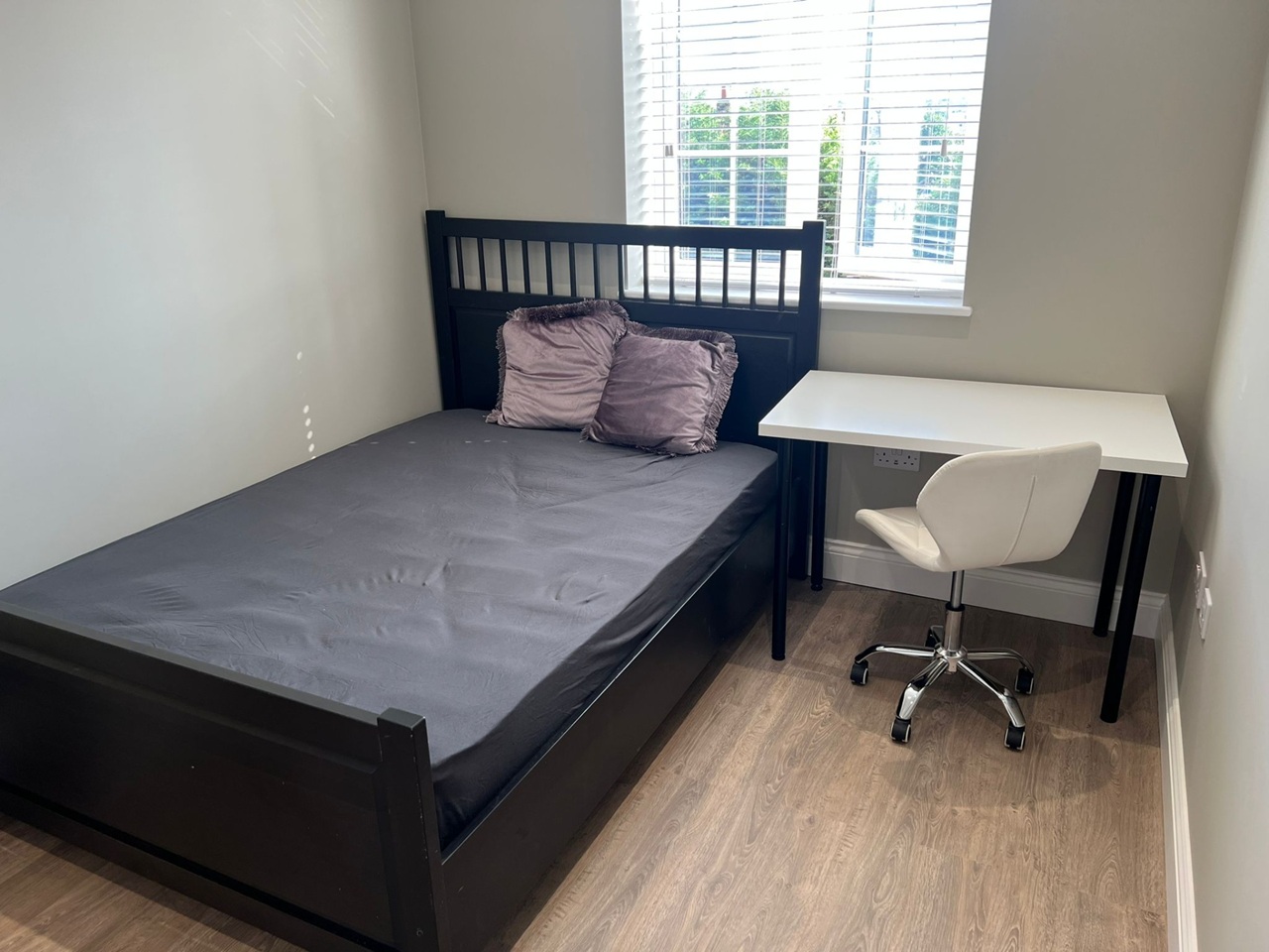 London - Room in a Shared House, Arnos Grove, N11 - To Rent Now for £ ...