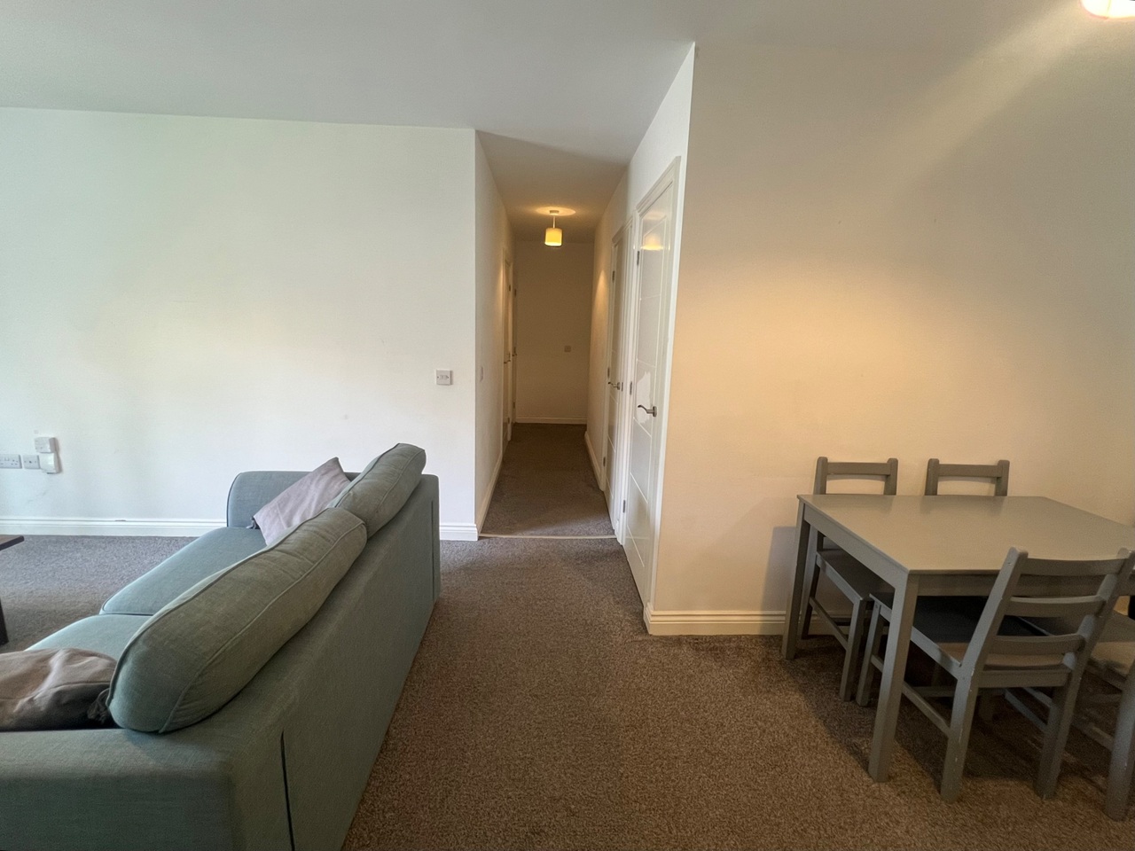 Leeds - 2 Bed Flat, Mansion View, LS7 - To Rent Now for £995.00 p/m