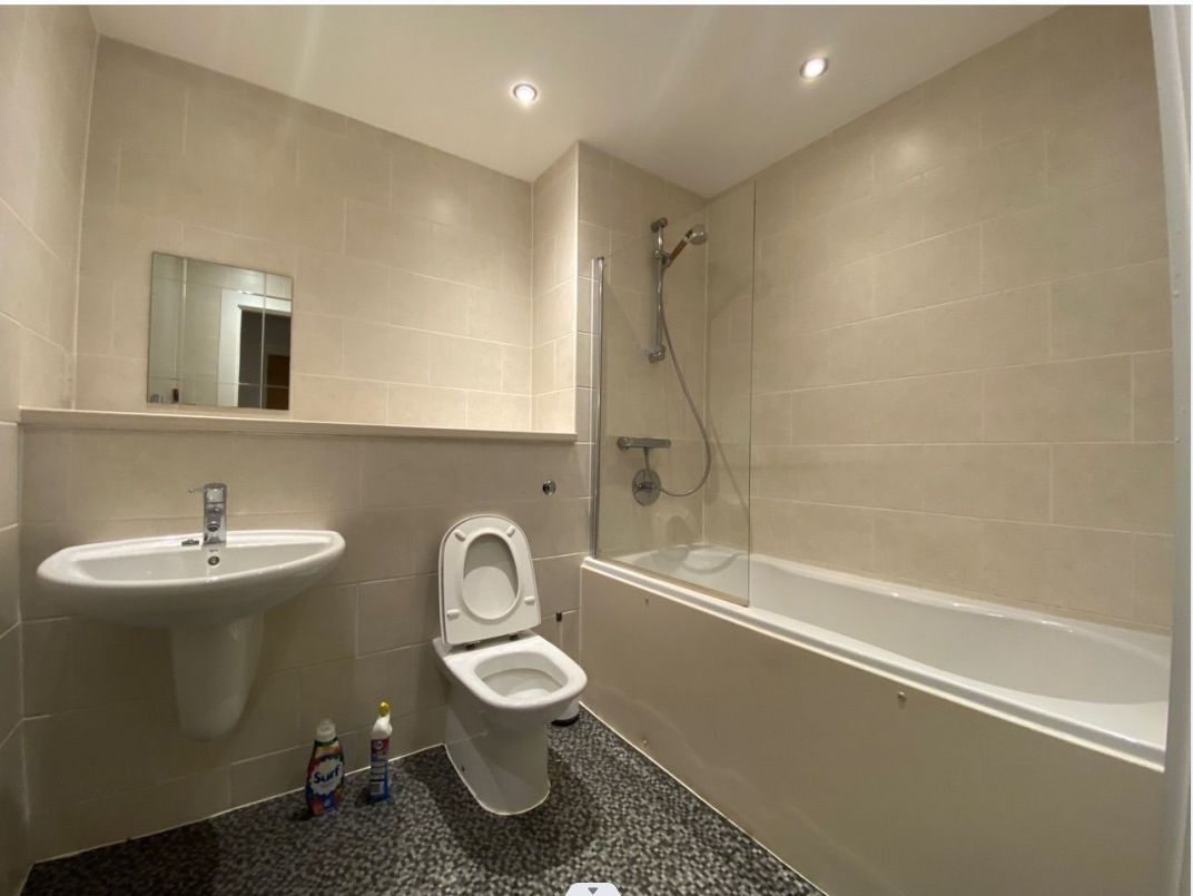 Salford - 2 Bed Flat, Quebec Buidling, M3 - To Rent Now for £1,400.00 p/m