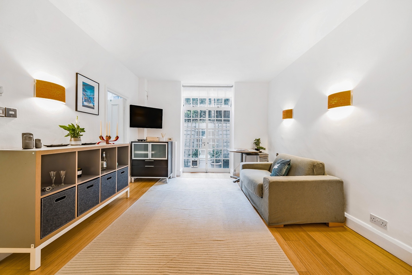 London - 1 Bed Flat, Chelsea Manor Street, SW3 - To Rent Now for £2,350 ...