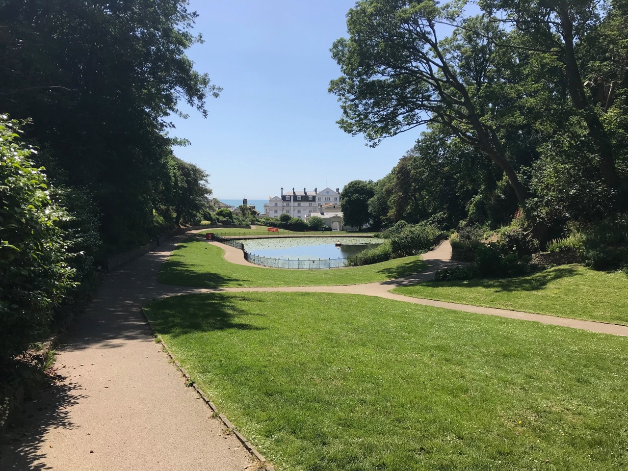 St. Leonards-On-Sea - 1 Bed Flat, Kenilworth Road, TN38 - To Rent Now for £1,150.00 p/m