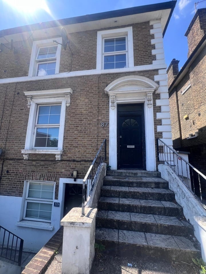 Croydon - 1 Bed Flat, Wellesley Road, CR0 - To Rent Now for £1,450.00 p/m