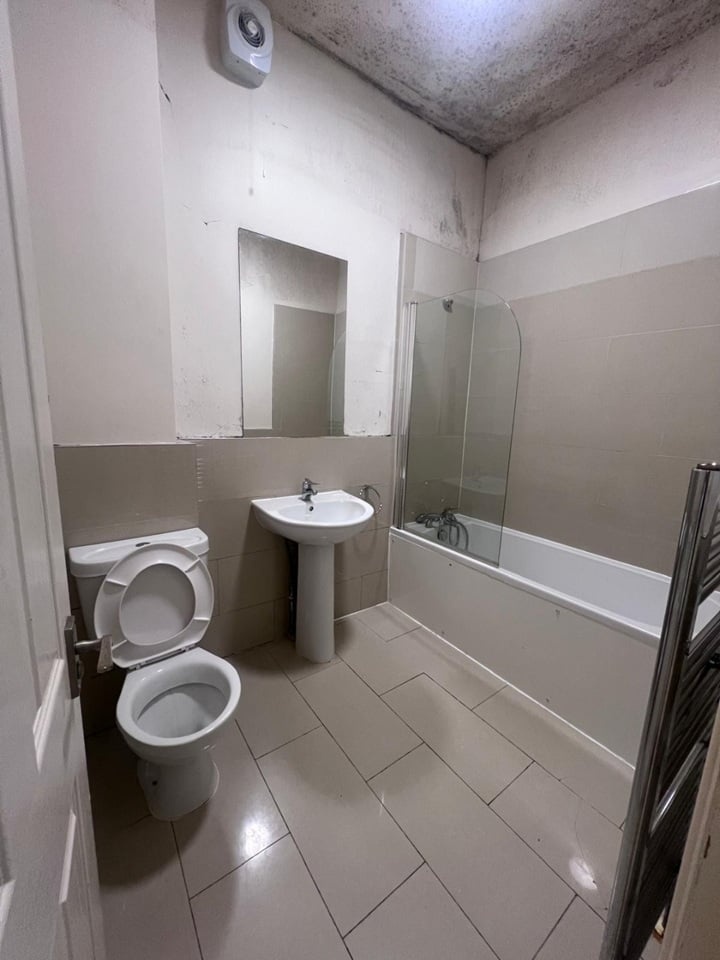 Croydon - 1 Bed Flat, Wellesley Road, CR0 - To Rent Now for £1,450.00 p/m