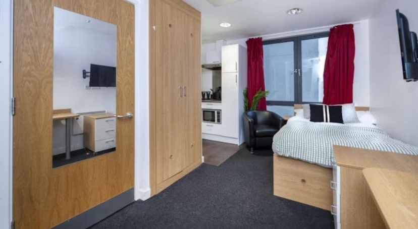 Coventry - Room in a Shared Flat, Alma Street, CV1 - To Rent Now for £ ...