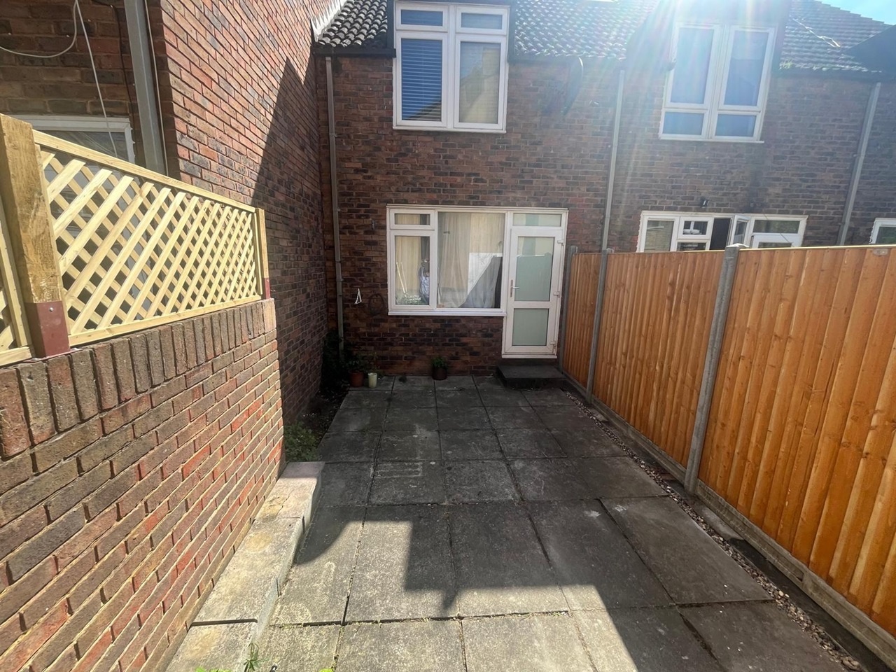 London - Room in a Shared House, Wolftencroft Close, SW11 - To Rent Now ...