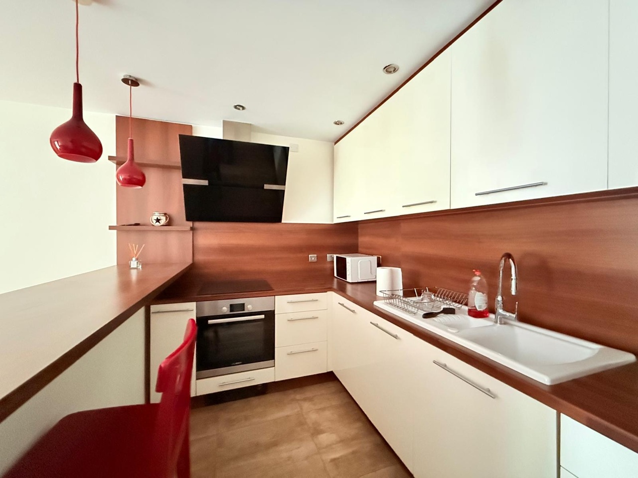London - 1 Bed Flat, Ashmore House, W14 - To Rent Now for £2,500.00 p/m