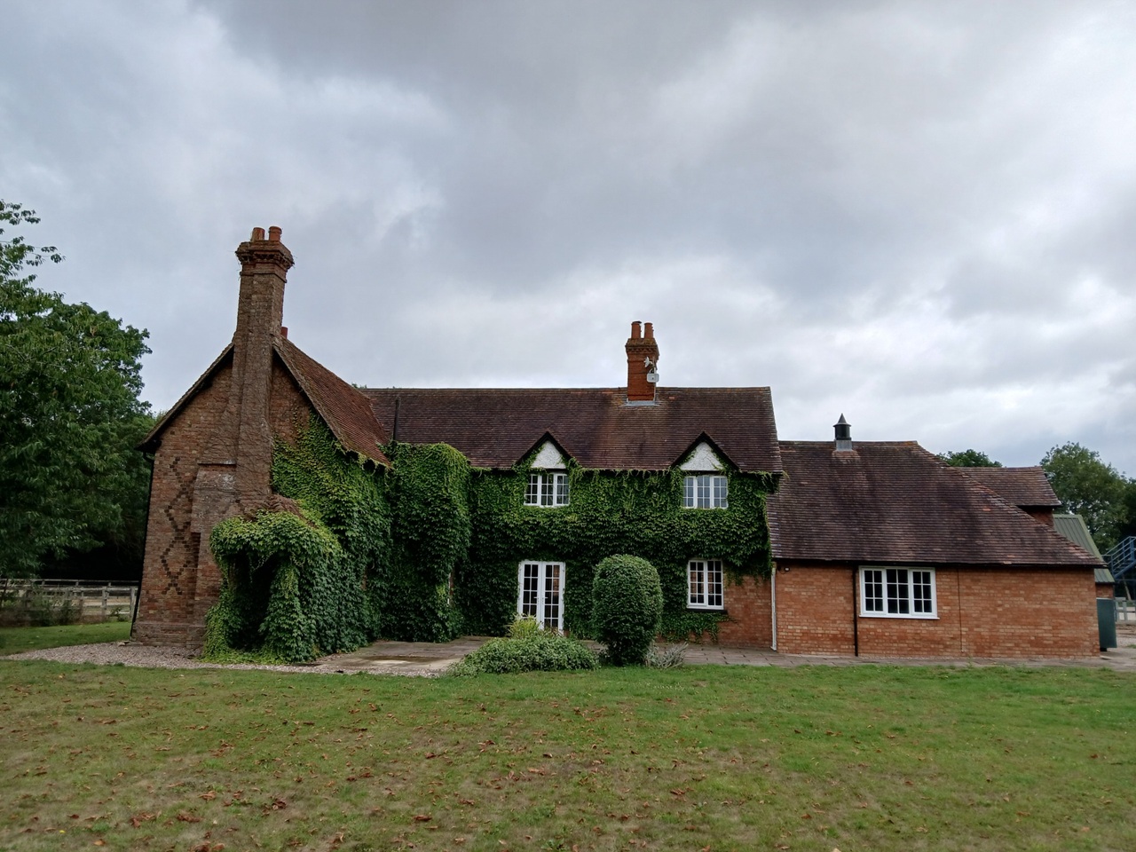 Ledburn, Leighton Buzzard - 4 Bed Detached House, Ledburn Farmhouse ...