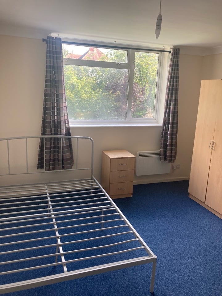 Southampton - 2 Bed Flat, Brookvale Road, SO17 - To Rent Now for £1,100 ...
