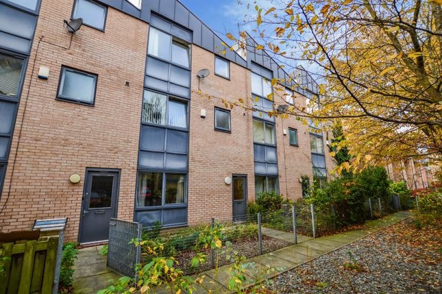 Manchester - Room in a Shared House, Betsham Street, M15 - To Rent Now ...