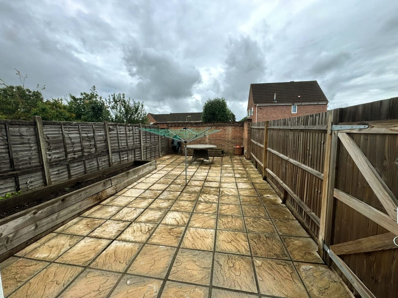 Aldershot - 3 Bed Semi-Detached House, Redan Road, GU12 - To Rent Now ...