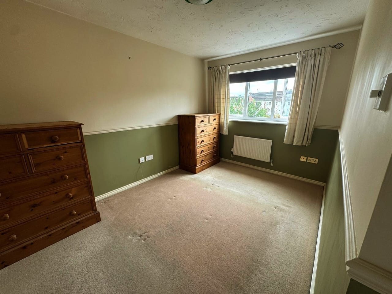 Aldershot - 3 Bed Semi-Detached House, Redan Road, GU12 - To Rent Now ...