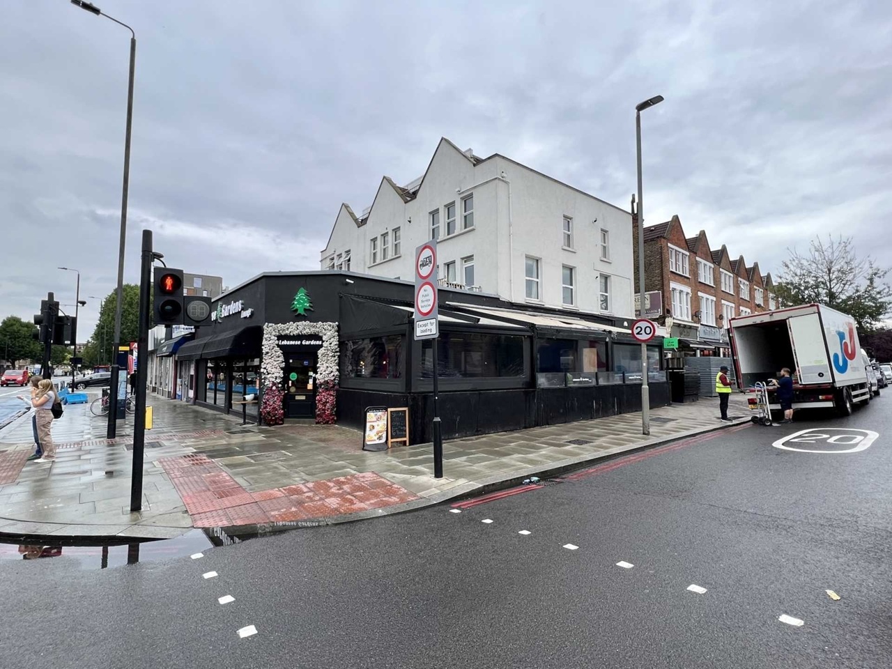 London - 2 Bed Flat, Ritherdon Road, SW17 - To Rent Now for £2,150.00 p/m