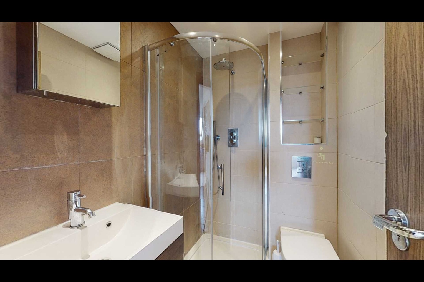 London - 2 Bed Flat, Ritherdon Road, SW17 - To Rent Now for £2,150.00 p/m