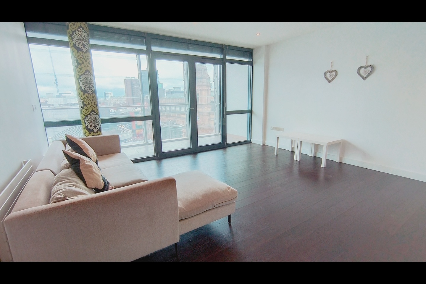 Manchester - 2 Bed Flat, Deansgate, M3 - To Rent Now for £1,725.00 p/m