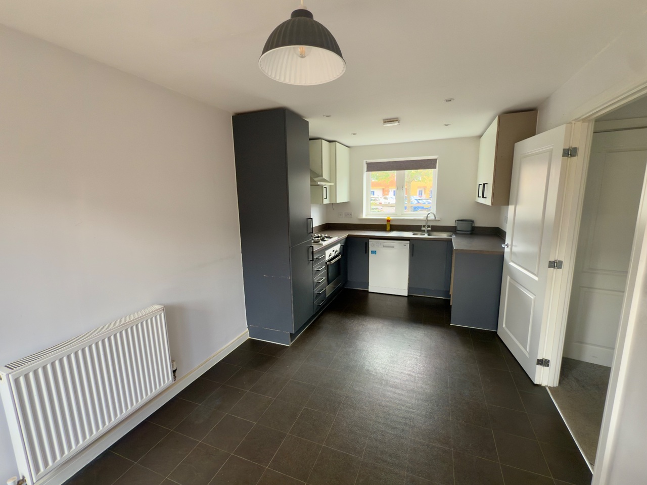 Reading - 3 Bed End Terrace, Kennet Walk, RG1 - To Rent Now for £1,985. ...