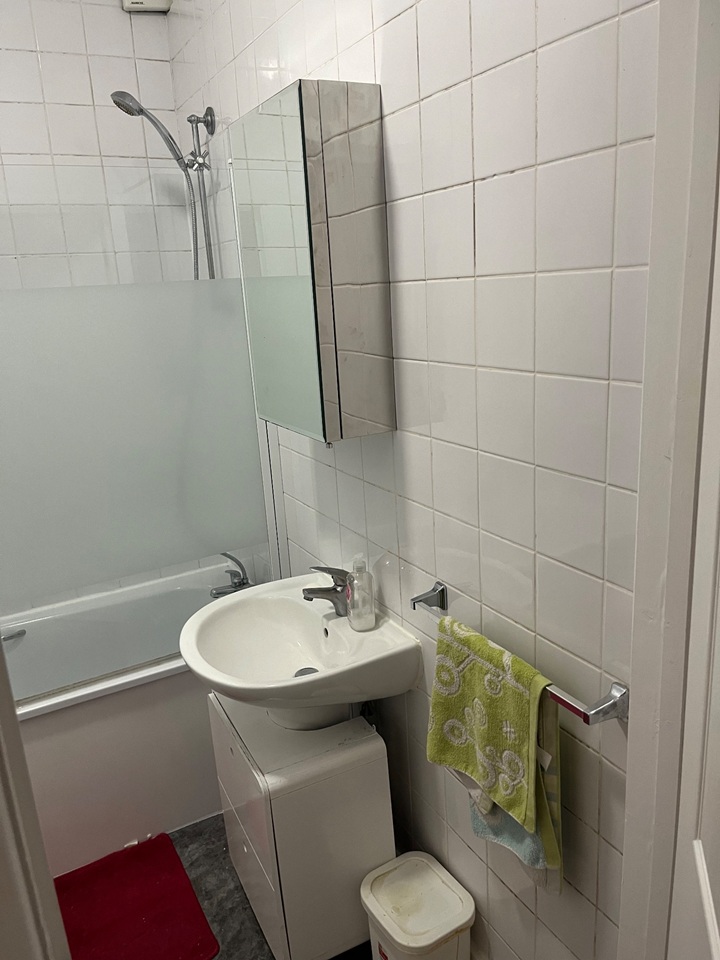 London - 1 Bed Flat, Dunton Road, SE1 - To Rent Now for £1,600.00 p/m