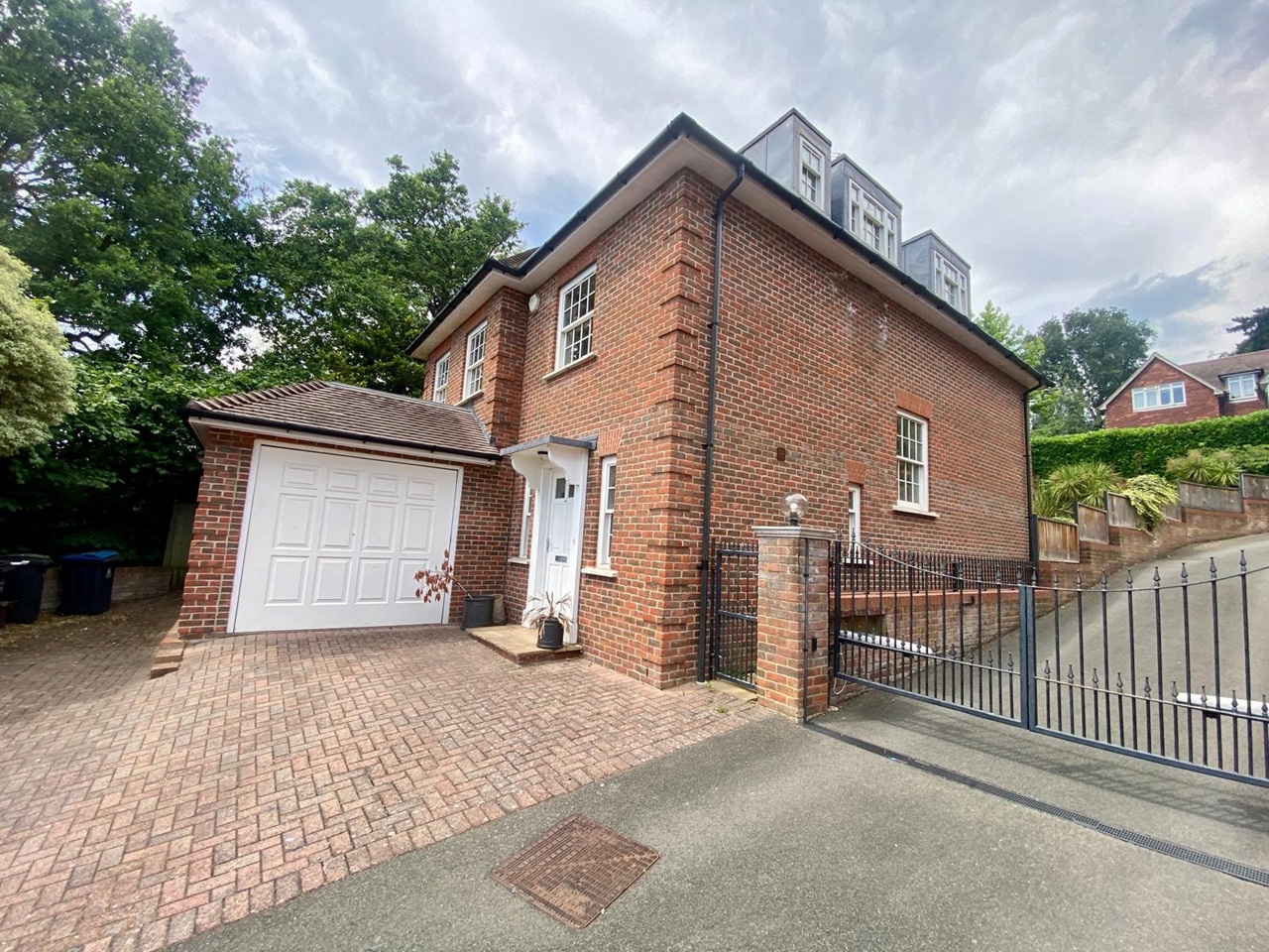 Kingston Upon Thames - 5 Bed Detached House, Southwood Avenue, KT2 - To ...
