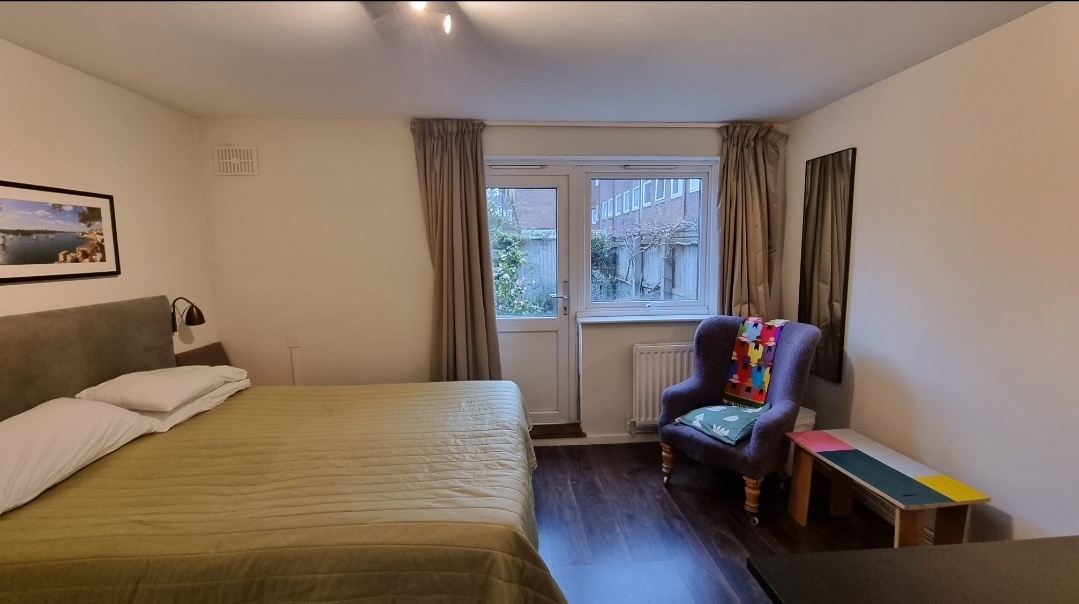London - 1 Bed Flat, Loughborough Park, SW9 - To Rent Now for £1,700.00 p/m