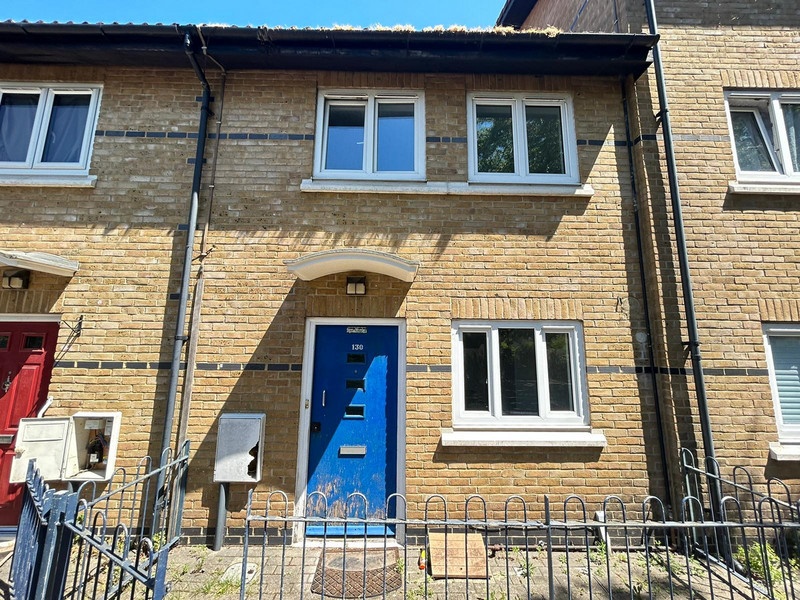London - 4 Bed Semi-Detached House, Milton Court Road, SE14 - To Rent ...