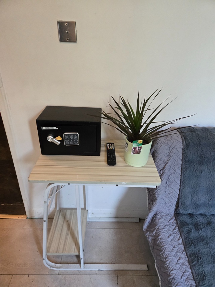 London - Room in a Shared Flat, Southern Row, W10 - To Rent Now for £ ...