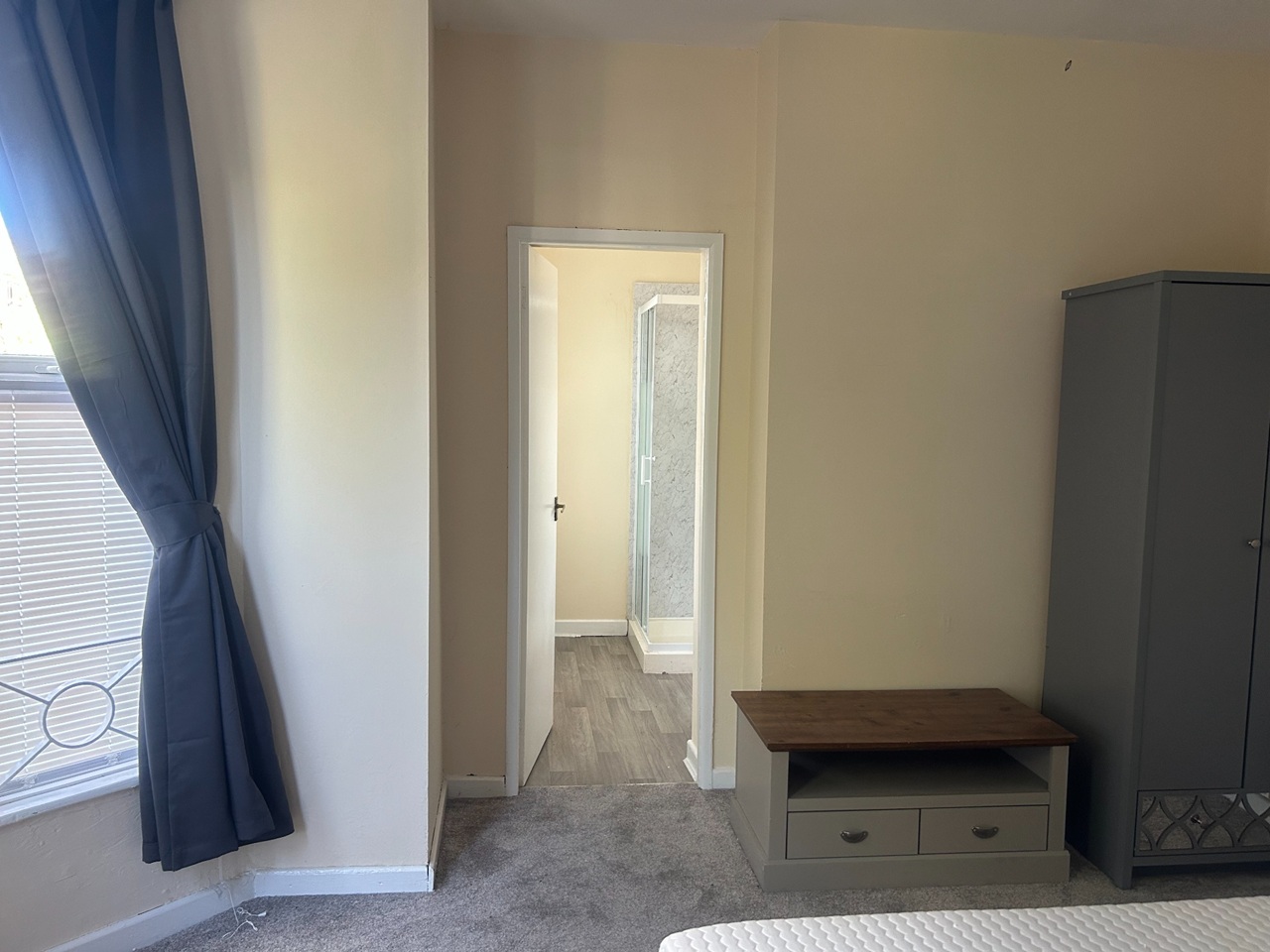 Eccles, Manchester - 1 Bed Flat, Victoria Crescent, M30 - To Rent Now ...