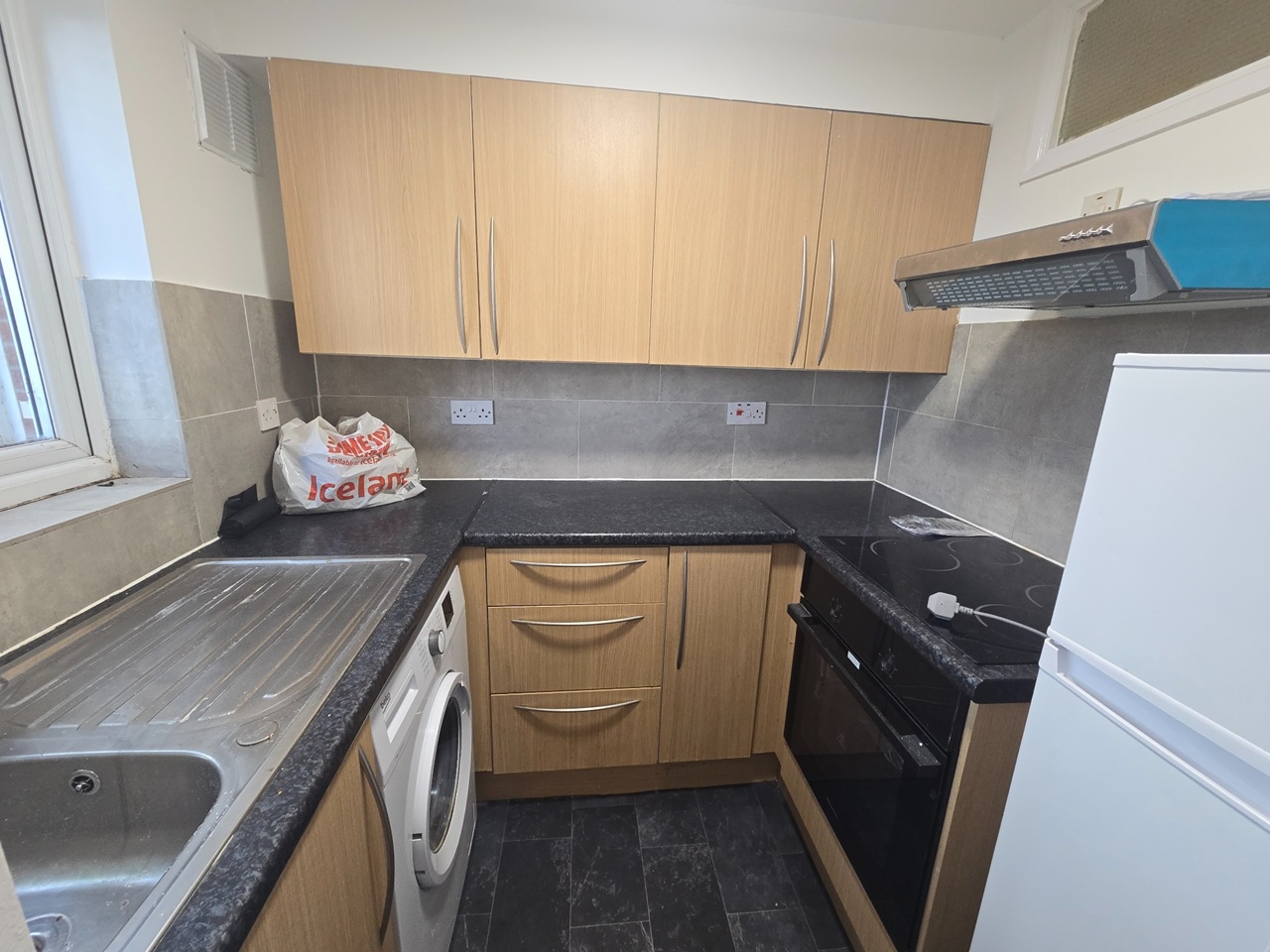 London - 1 Bed Flat, John Silkin Lane, SE8 - To Rent Now for £1,275.00 p/m