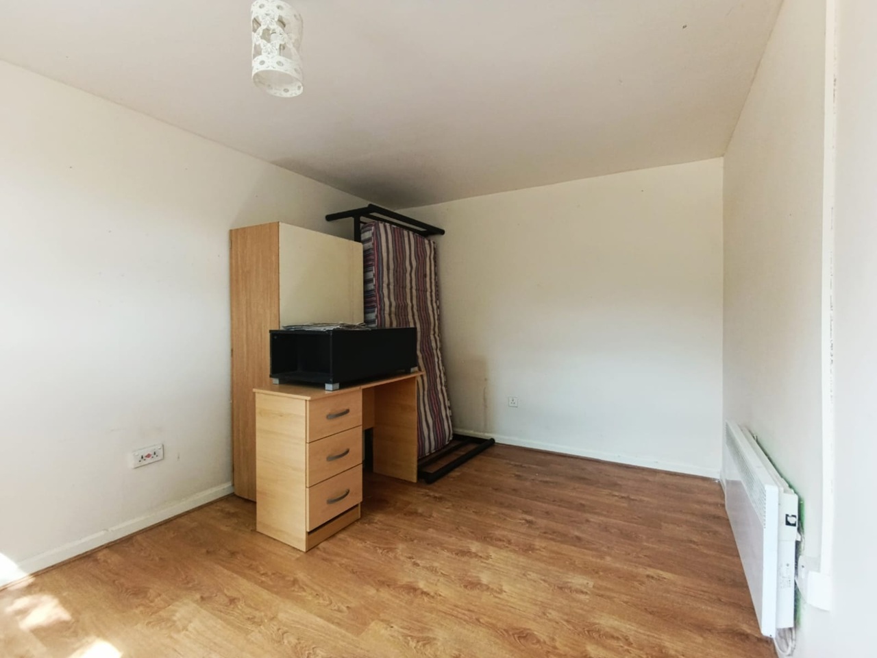 London - 2 Bed Terraced House, Boleyn Road, E7 - To Rent Now for £2,000 ...