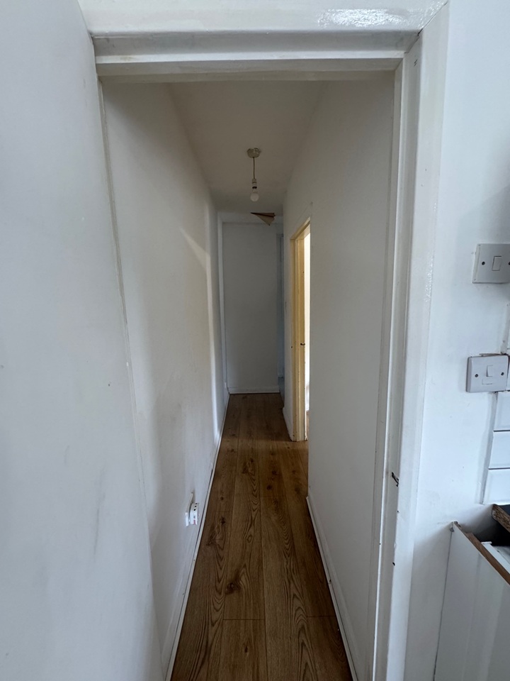 London - 1 Bed Flat, Elder Road, SE27 - To Rent Now for £1,100.00 p/m