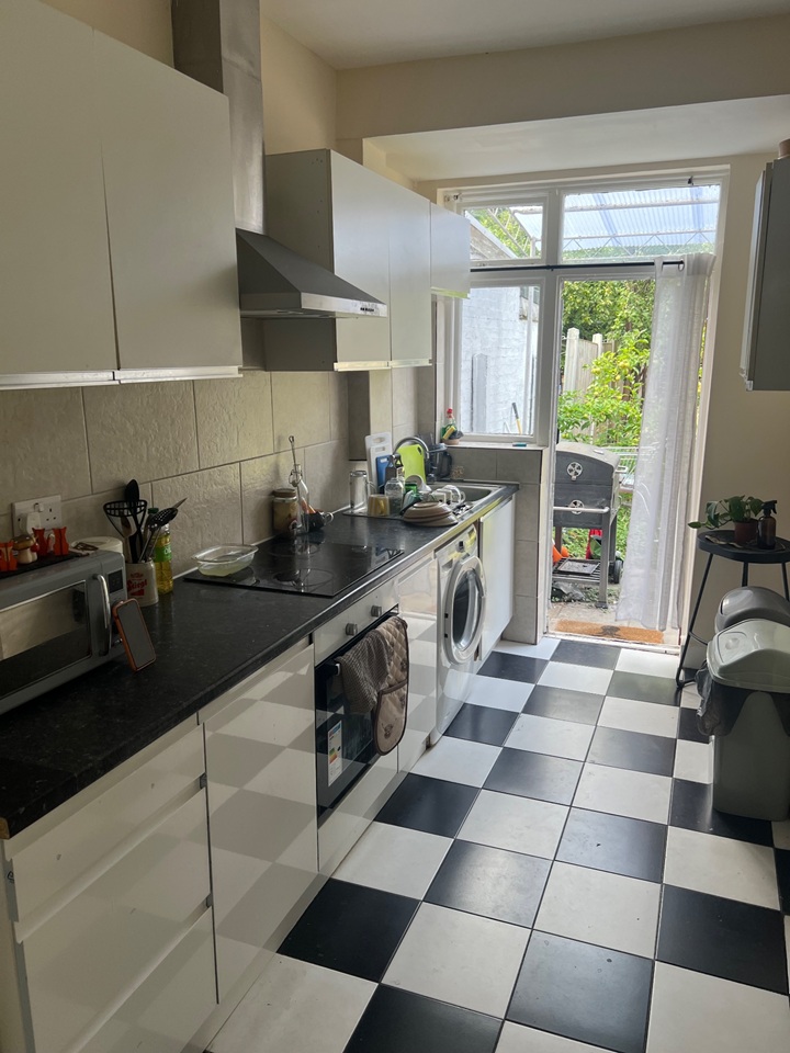London - 3 Bed Terraced House, Perth Road, N22 - To Rent Now for £2,150 ...