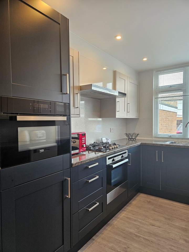 Coventry - 3 Bed Terraced House, Calvert Close, CV3 - To Rent Now for £ ...